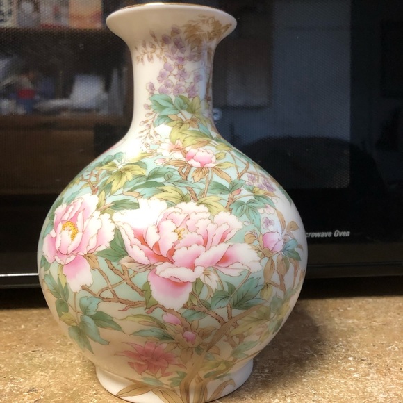 Accents | Shibata Japan Porcelain Peony Vase | Poshmark